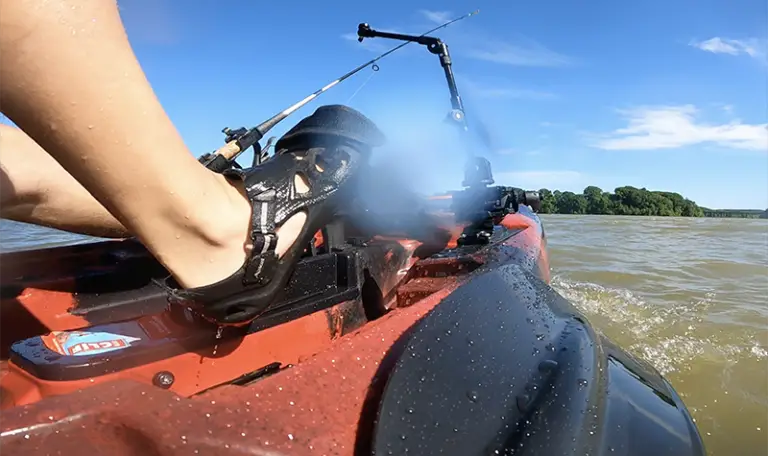 10 Best Water Shoes for Canoeing & Kayaking (Experts weigh in ...